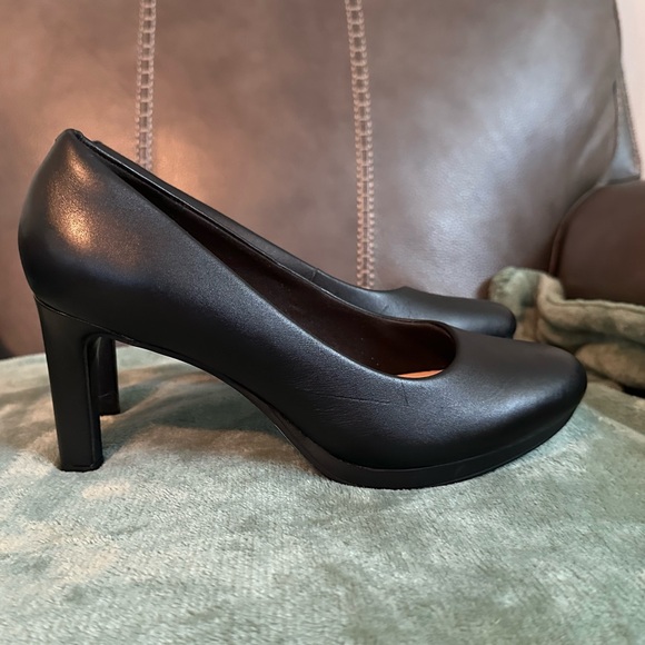 Clarks | Shoes | Clarks Classic Black High Heels | Poshmark